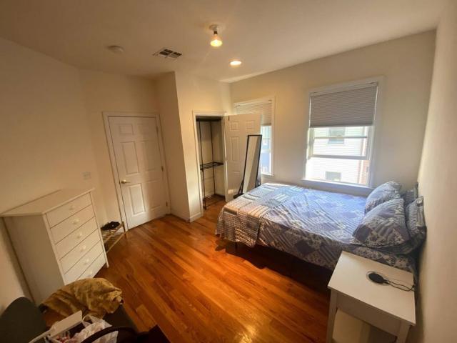 Looking For 1 Roommate To Fill Penthouse Large Br