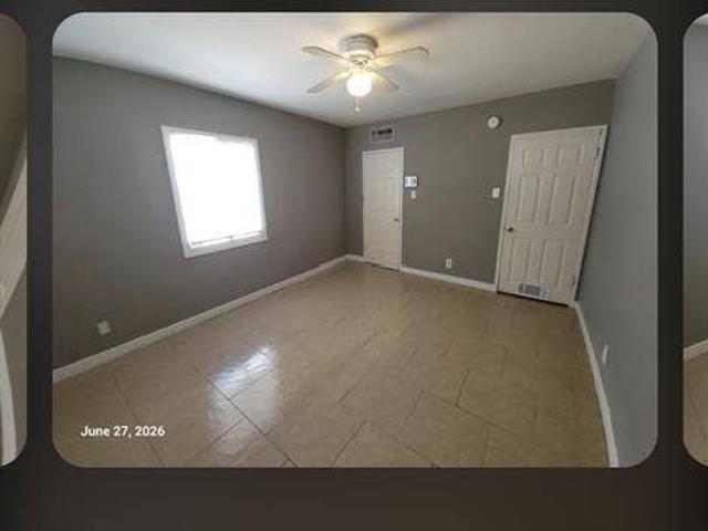 Looking for 1 roommate