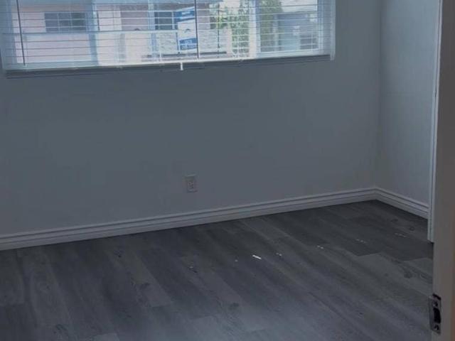 Looking for 3rd Roommate!