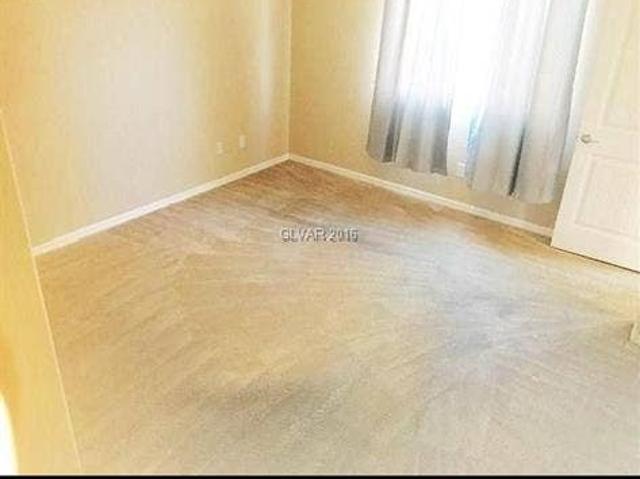 Looking for a reliable roommate!