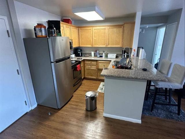 Looking for a responsible roommate