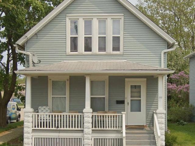 Looking for a roomate