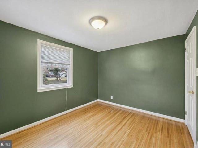 Looking for a roomie in Roxborough Manayunk!