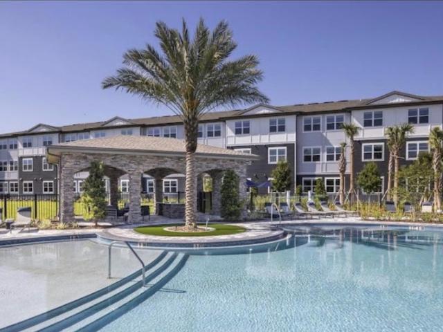 Looking for a roommate in a 2/2 apartment