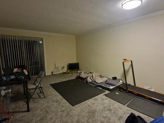 Looking for a roommate in Alabama