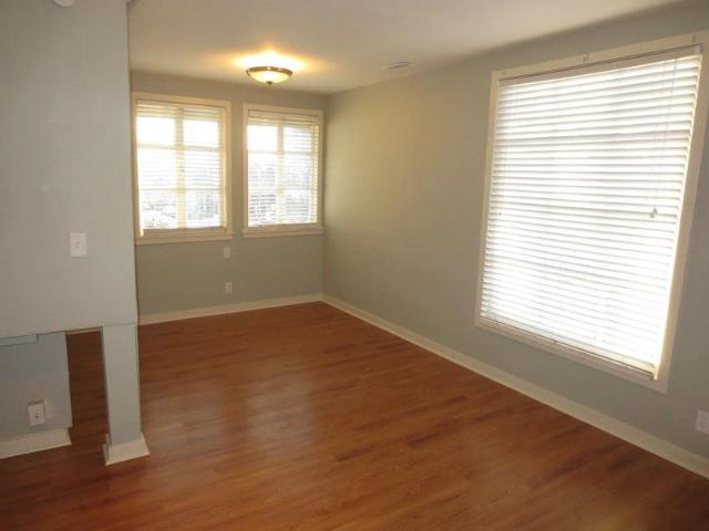 Looking for a roommate in Berkeley, CA!