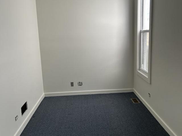 Looking for a roommate in Logan square