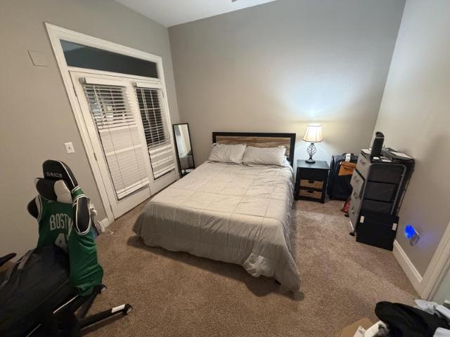 Looking for a Roommate in Uptown Dallas