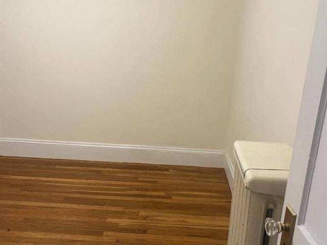 Looking for a roommate in Watertown