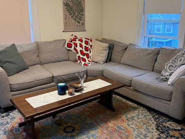 Looking for a roommate