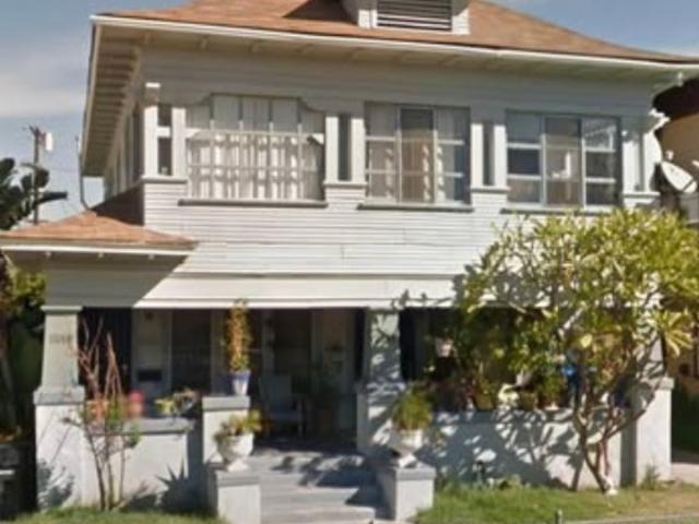 Looking for a roommates