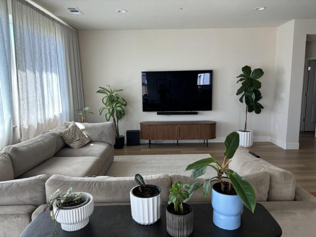 Looking for roommates in this beautiful home