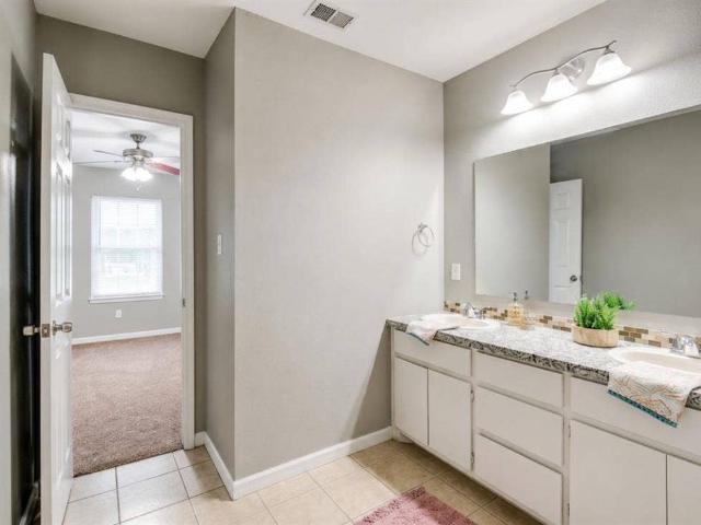Looking for college tenants!