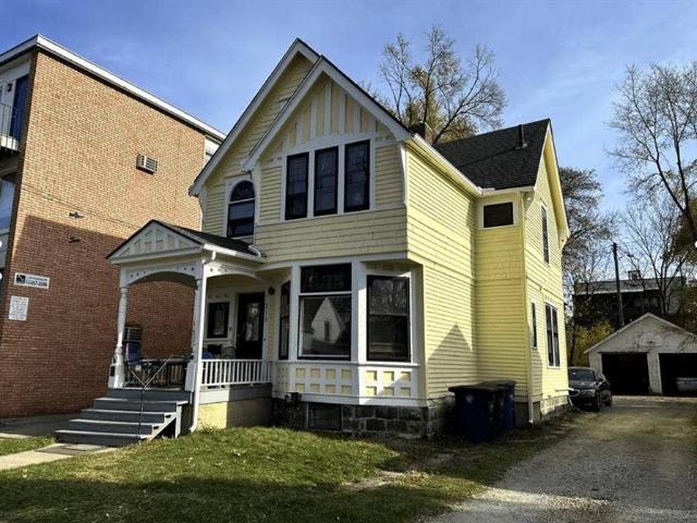 Looking for Female roommate!