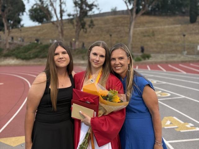 Looking for female roommate