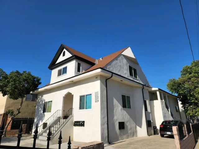 Looking for housemate in Boyle Heights