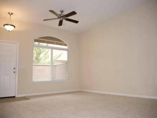 Looking for Roomate or Couple!