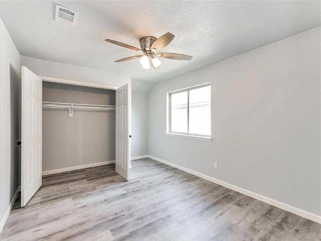 Looking for roommate!