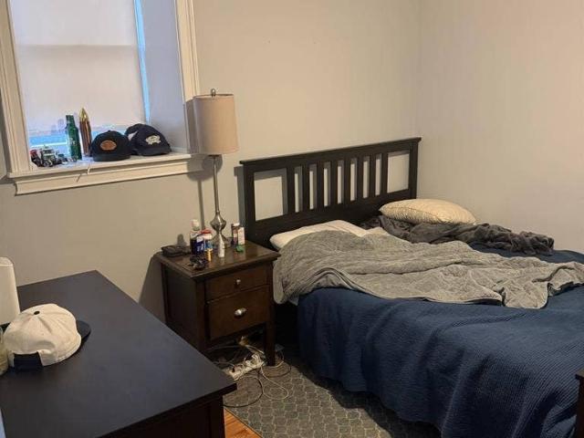 Looking for roommate for 9/1 move