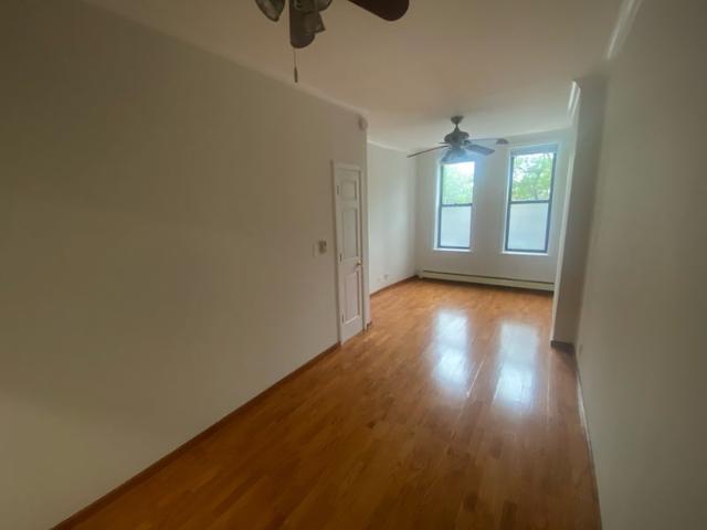 Looking for Roommate for Ridgewood Apartment