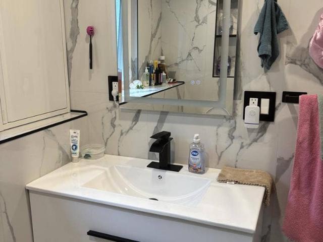 Looking for roommate in Watertown