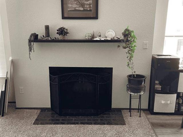 Looking for Roommate in Greenwood!