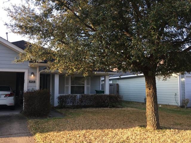 Looking for Roommate off Fry and West Little York!