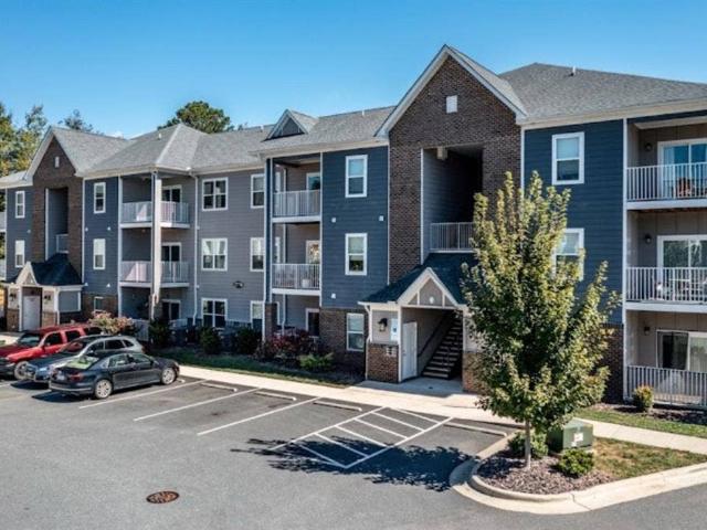 Looking for someone to sublease