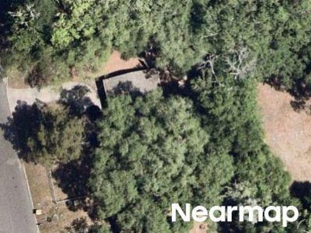 Looking Glass Ln