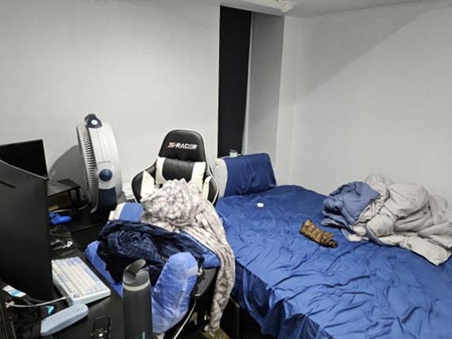 Looking to transfer my lease / sublease my room