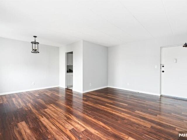 Lookout Ave Apt C, Hackensack, Condo For Sale