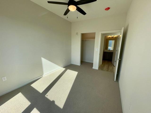 Loomis Crossing Apartments 2 Bedroom Apartment for Rent at 4220 West Layton Avenue, Greenfield, WI 53221
