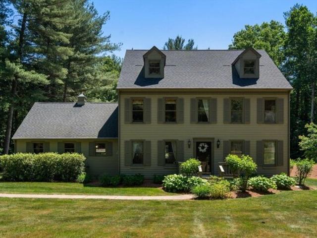 Loomis Rdg, Westfield, Home For Sale