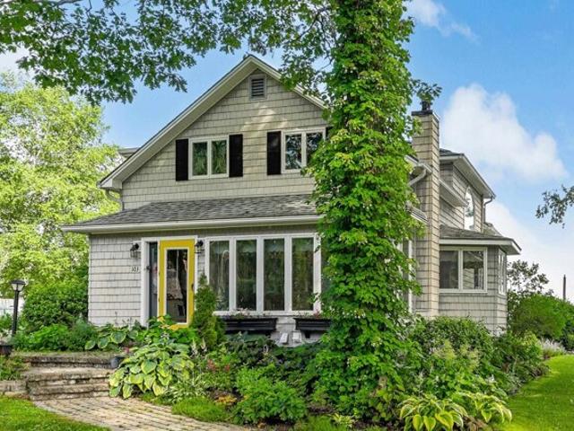 Loop Rd, Newport City, Home For Sale