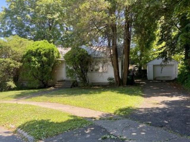 Lobdell Dr, Stratford, Home For Sale