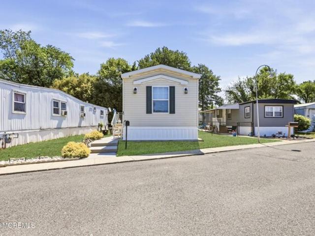 Locust Grv, Hazlet, Property For Sale