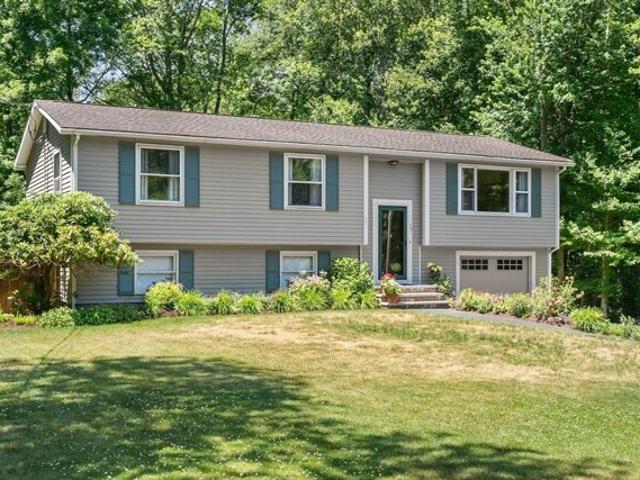 Locust St, Freetown, Home For Sale