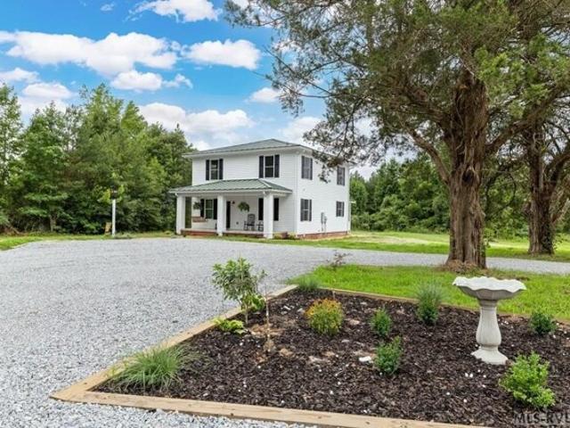 Locust St, South Hill, Home For Sale