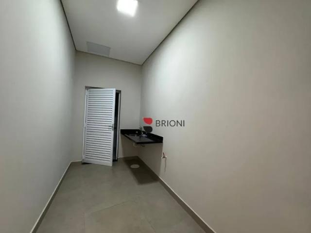 Locação Comercial – Conjunto Comercial com Estrutura para Mezanino e Pé Direito Duplo