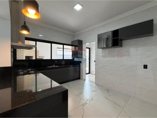 Locação Casa térrea com 4 dormitórios no Alphaville Nova Esplanada R$10.000 pacote