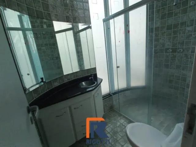 Locação casa em condomínio fechado