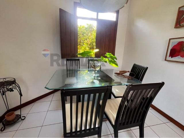 Locação Anual! Apartamento duplex, com 2 quartos, mobiliado. Imbassaí
