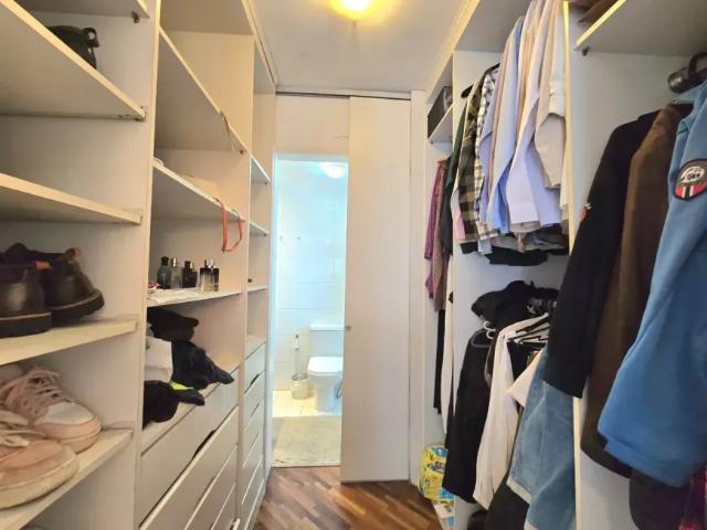 Locação Apartamento 75m2 mobiliado 2 dts, closet, 1 suite, varanda, 1 vaga, Brooklin