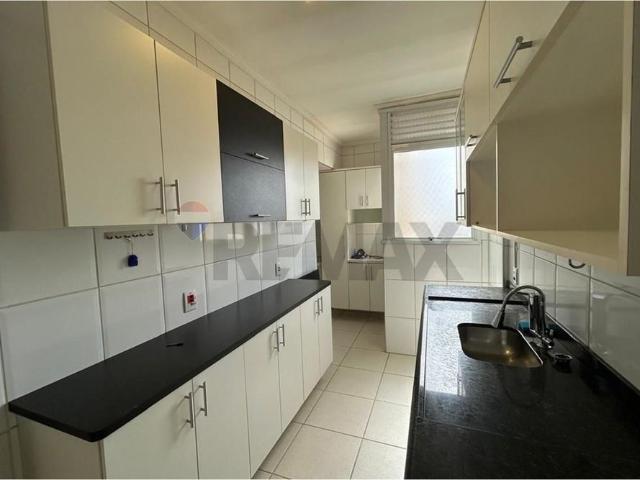 Locação Apartamento de 3 quartos, 2 banheiros, 1 vaga I Área de lazer com piscina
