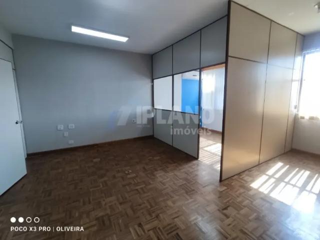 Locação de Comercial / Sala na cidade de São Carlos