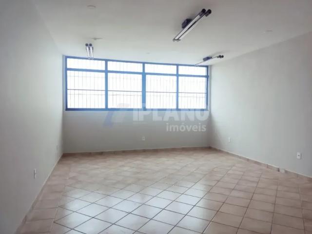 Locação de Comercial / Sala na cidade de São Carlos