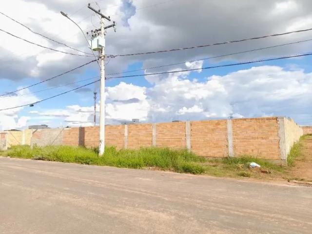 Locação de Comercial / Terreno na cidade de Araraquara