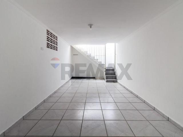 Locação de Casa Térrea, 98 m², Chácara São João/Vila Piauí, 02 quartos, 01 banheiro, 03 vagas de garagem