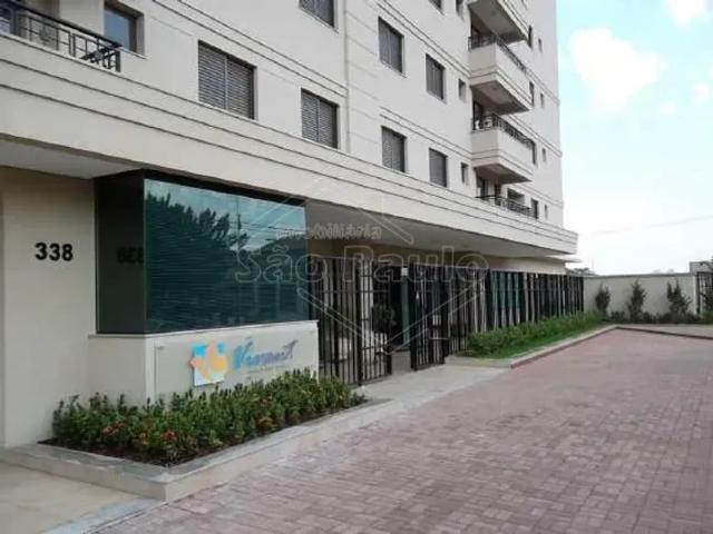Locação de Apartamentos / Garagem na cidade de Araraquara
