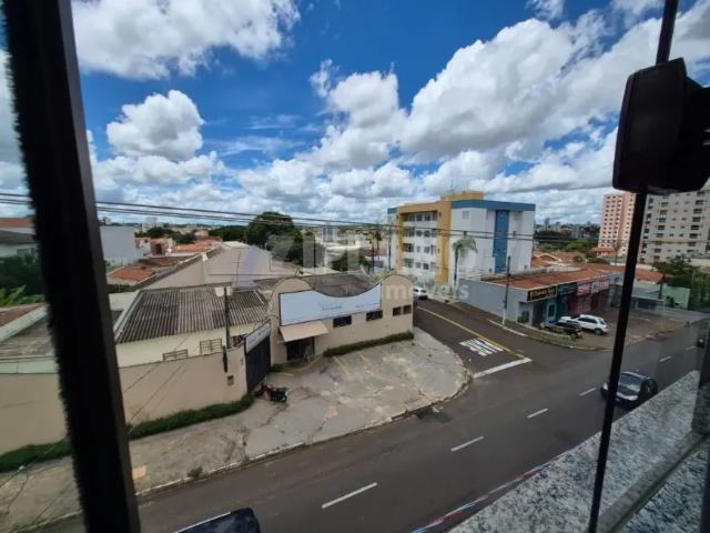 Locação de Apartamentos / Padrão na cidade de São Carlos
